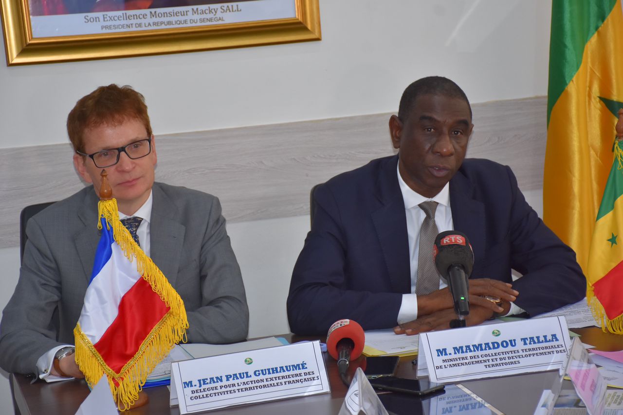 COOPÉRATION DÉCENTRALISÉE FRANCO-SÉNÉGALAISE: PLUS DE 2 MILLIARDS ...